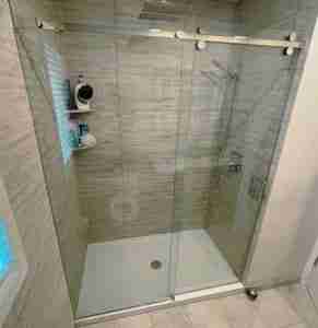 Custom Glass Shower Doors NJ - Accurate Glass & Mirror